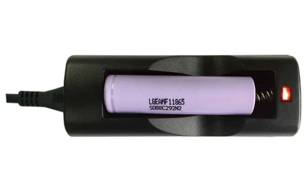 NightRider Single Charger for NightFire Flashlights (NFC-S) - LEDriven